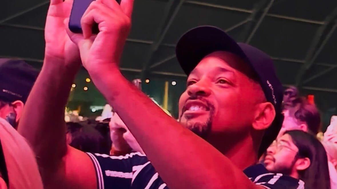 Will Smith Shows Off Expression of Pride Seeing Willow Perform