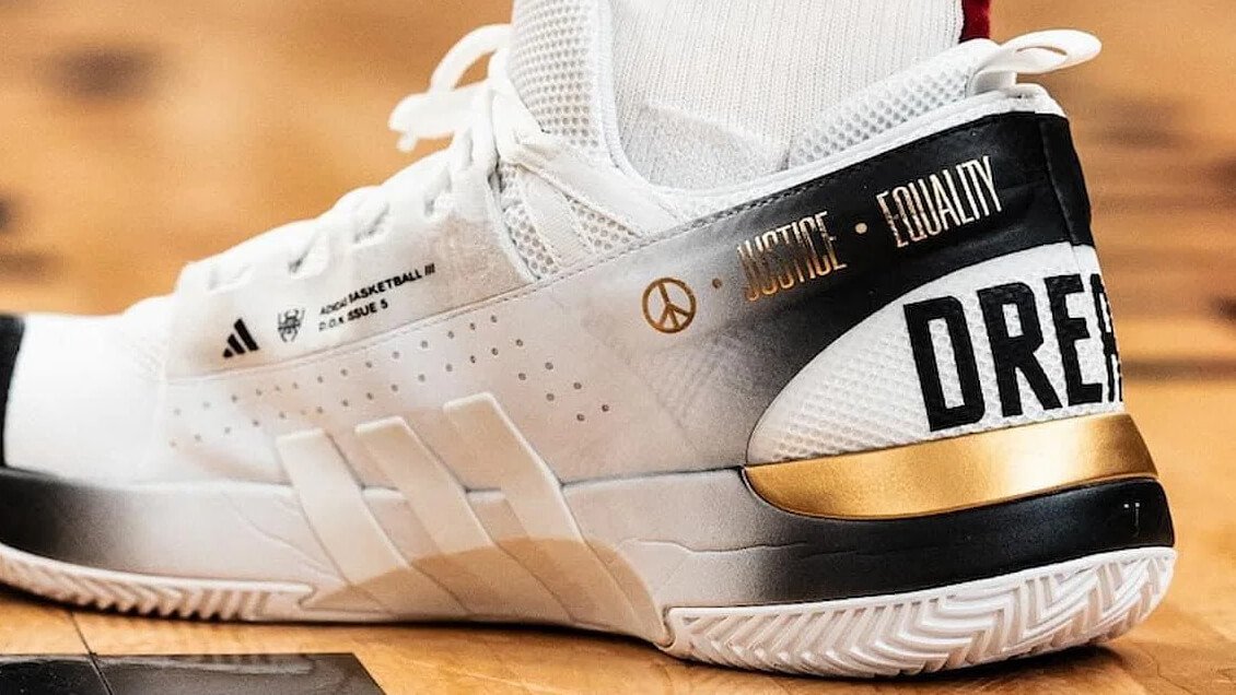 Donovan Mitchell Displays MLK Tribute Sneakers